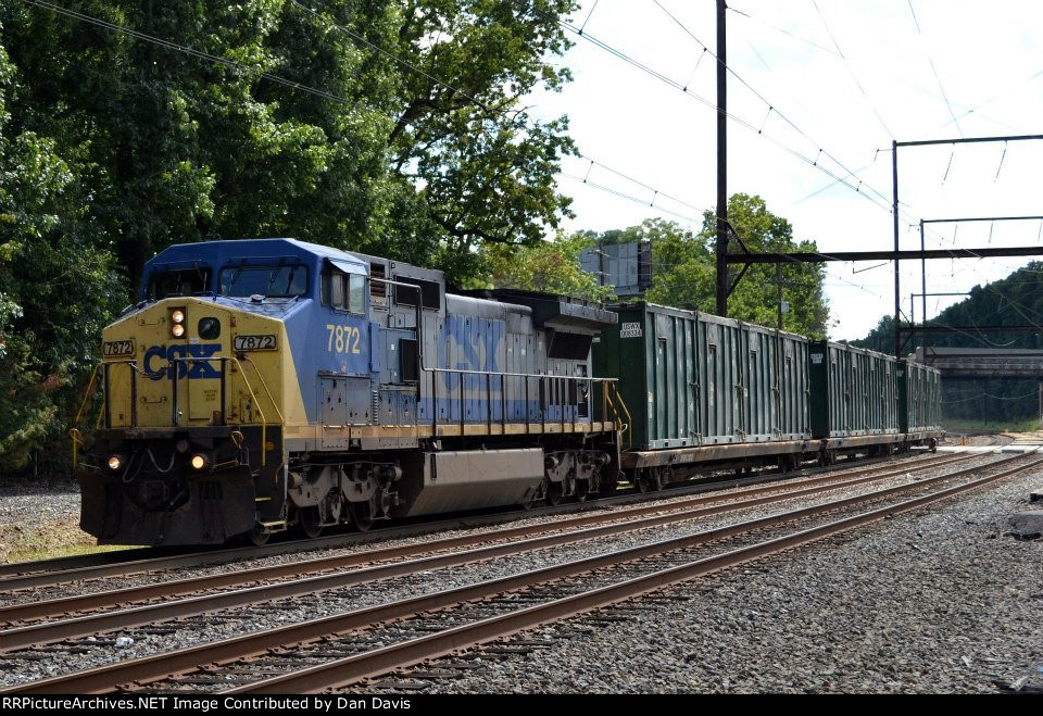 CSX CW40-8 7872 leads a three car Q706-18